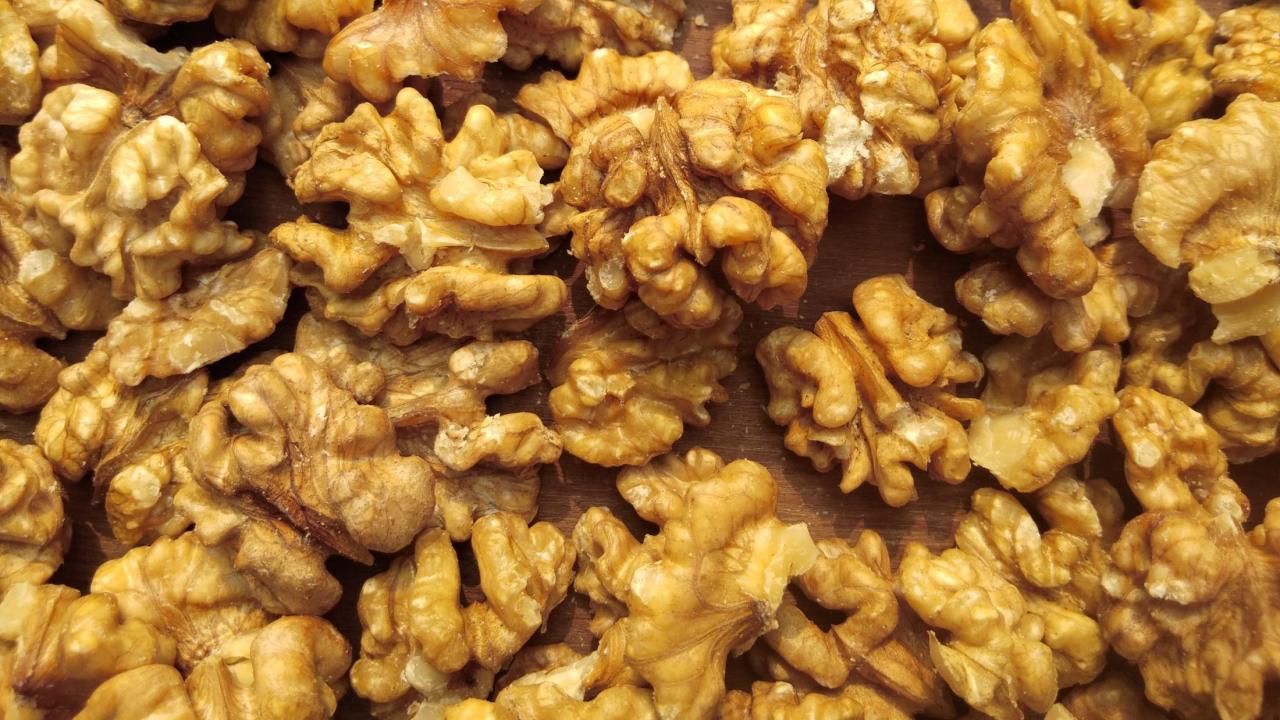 Walnuts | UC Food Quality